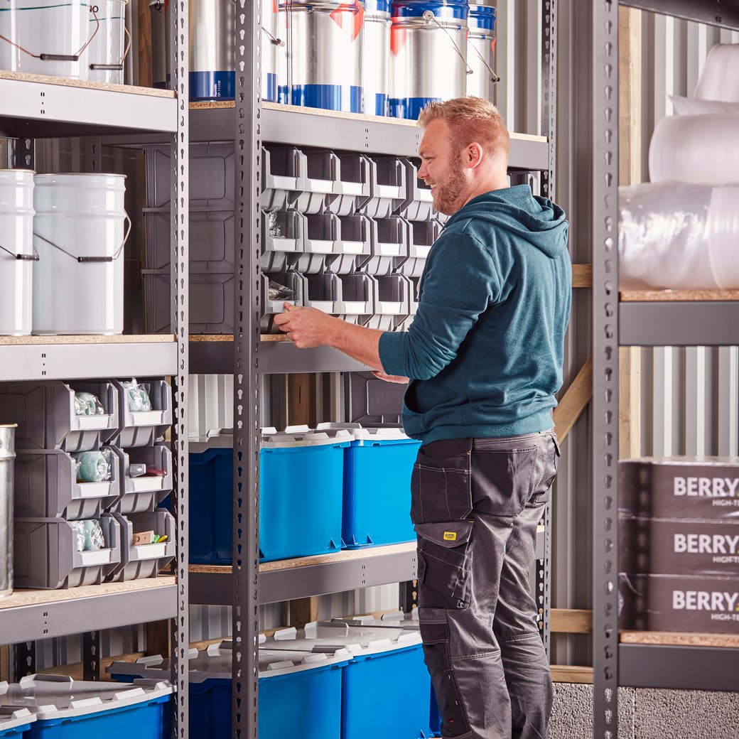 New AJ Products 2022 Warehouse Report | AJ Products UK