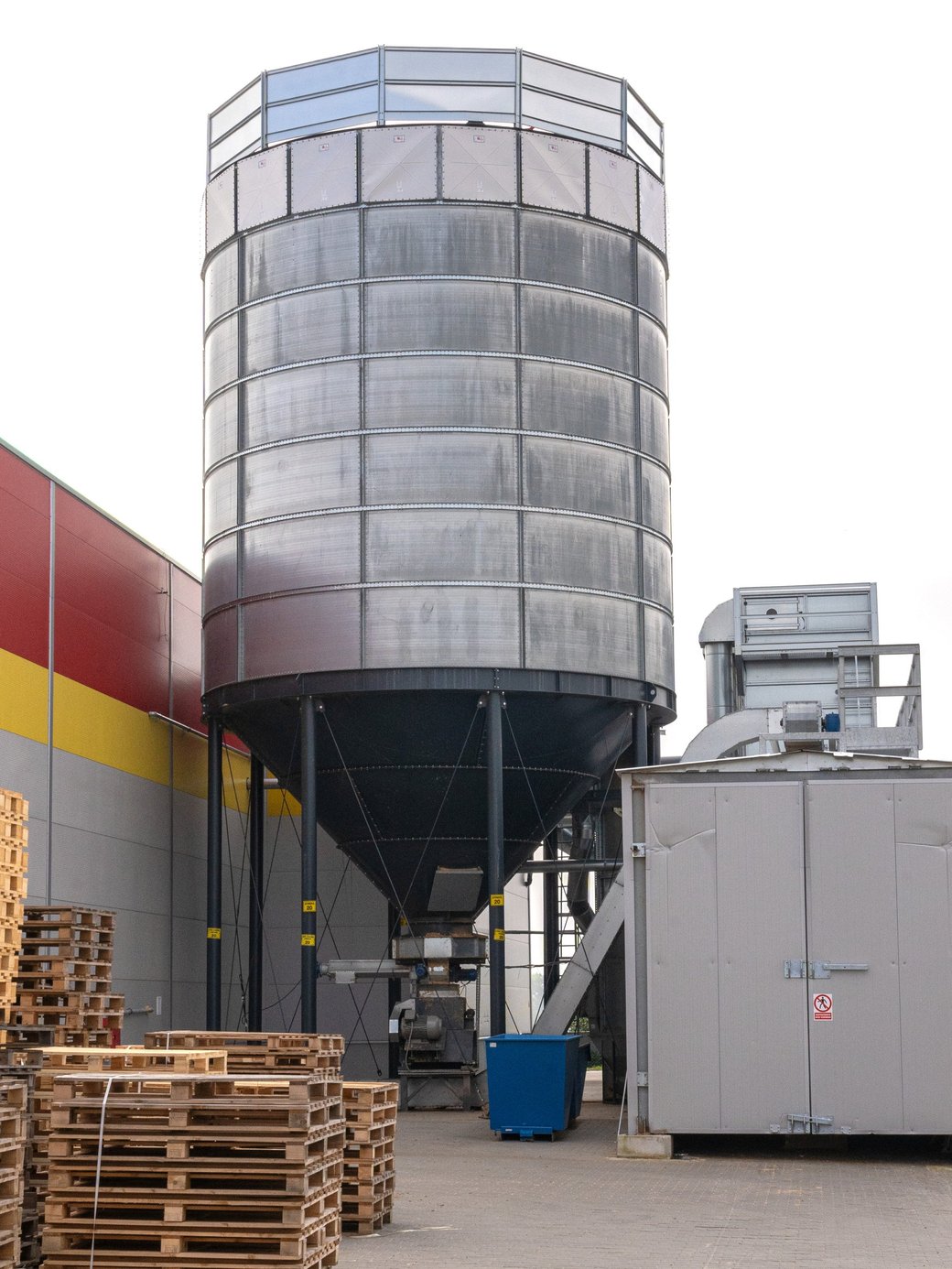 Furniture Factory Goes Green: Discovering Sustainable Manufacturing ...