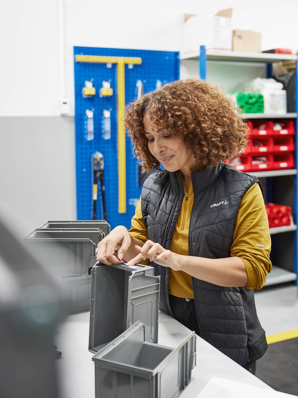 How to Design an Ergonomic Workbench for a Safer, More Efficient ...