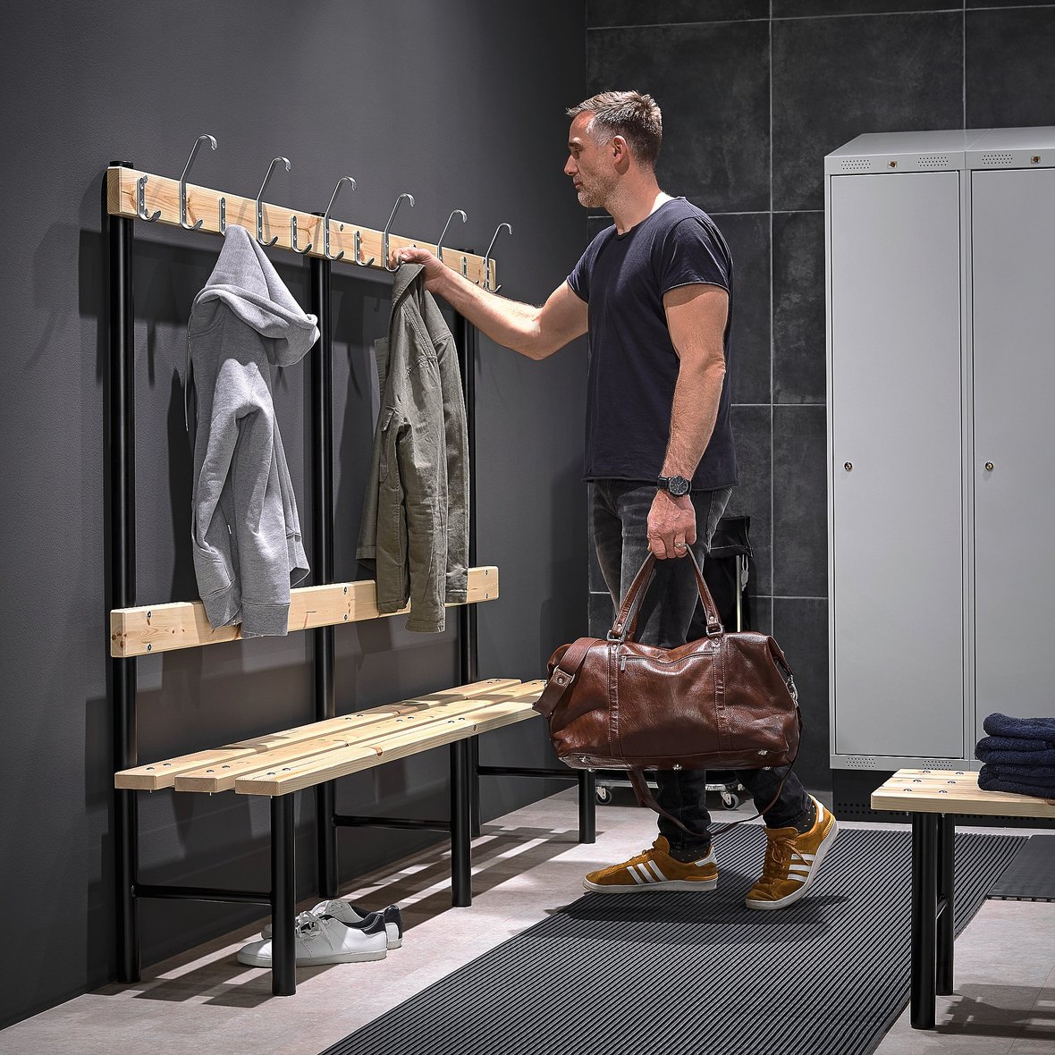 Single bench STADIUM with hook rail, 2000x400x1600 mm, 12 hooks | AJ ...