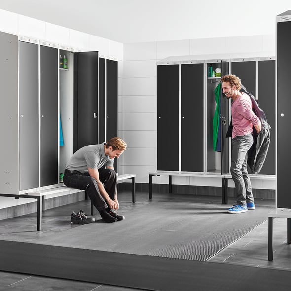 Full length locker CLASSIC, 3 modules, 1900x1200x550 mm, black | AJ ...