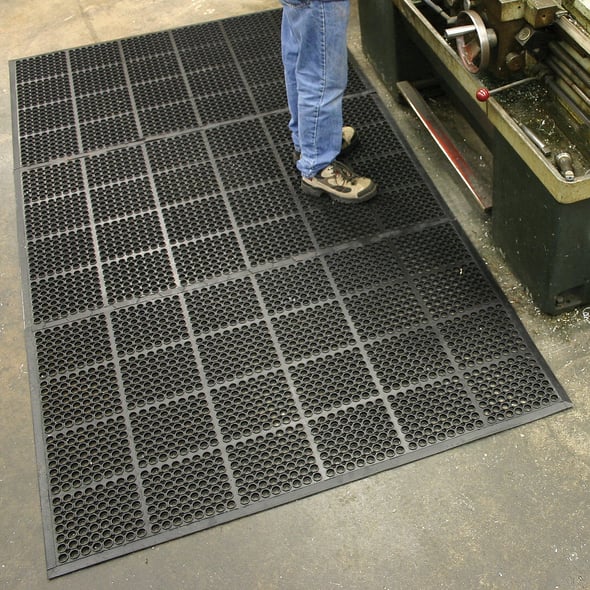 Industrial anti-slip mat DELUXE, 1000x1500 mm, black | AJ Products