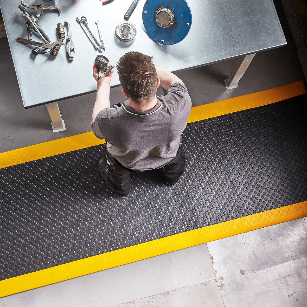 Anti-fatigue non-slip mat SECURE, per metre, W 910 mm, black, yellow ...