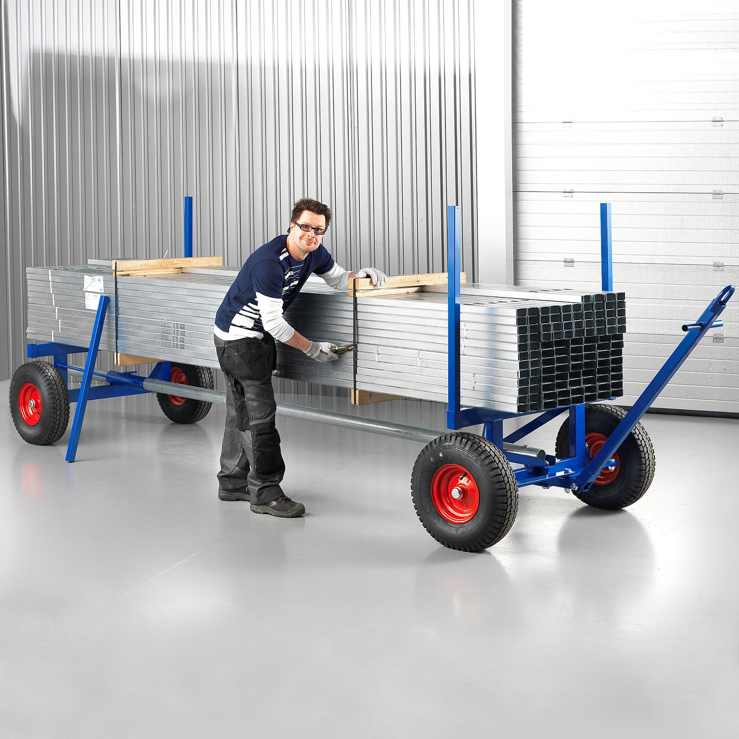 Long material trolley GRAHAM, 3500 kg load, 1160x1000 mm | AJ Products