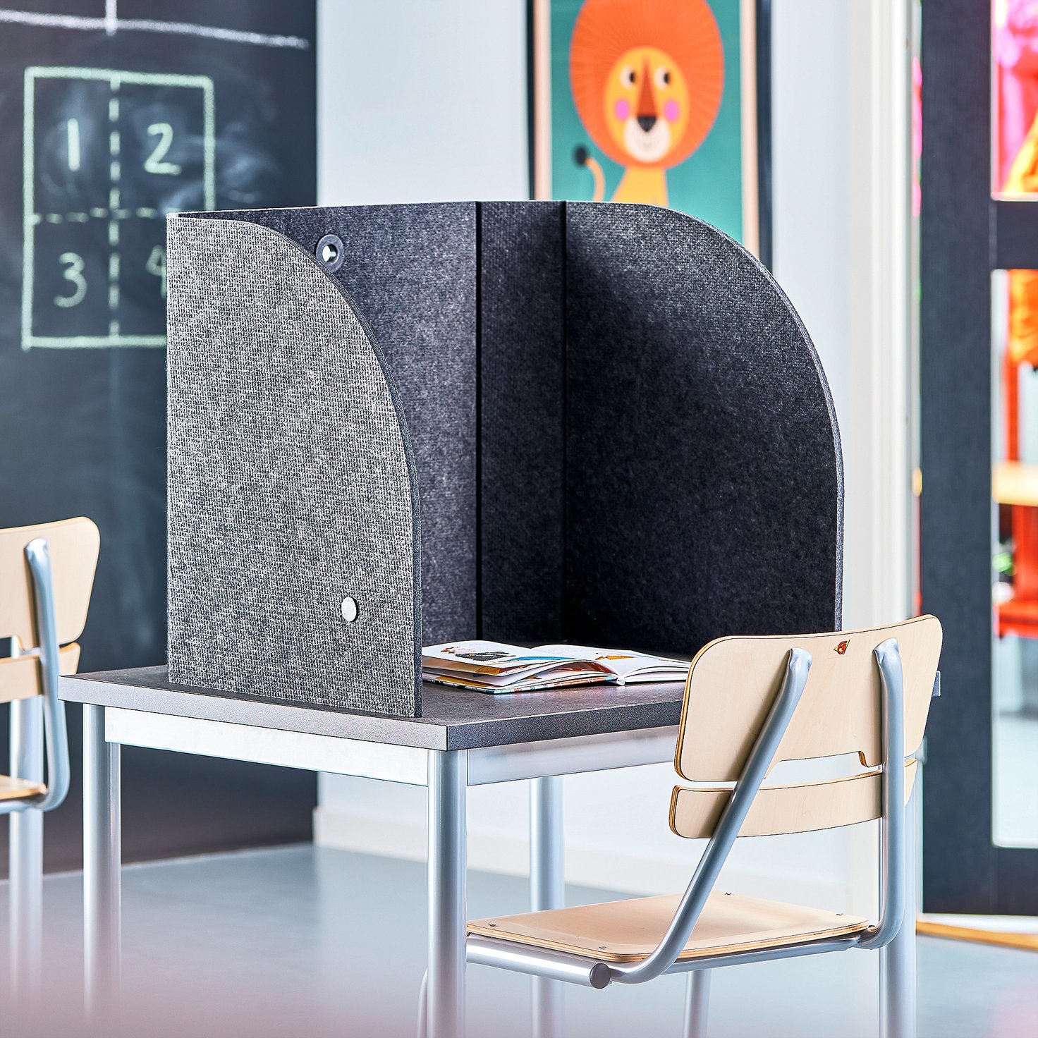 Study screen, grey | AJ Products