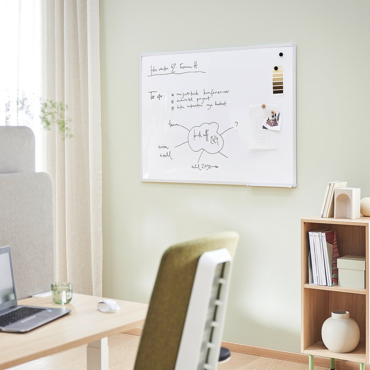 Magnetic whiteboard JULIE, 1200x900 mm | AJ Products