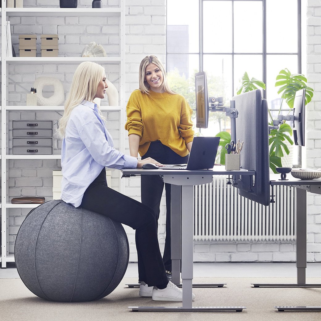 How can your office layout encourage better team building? | AJ Products