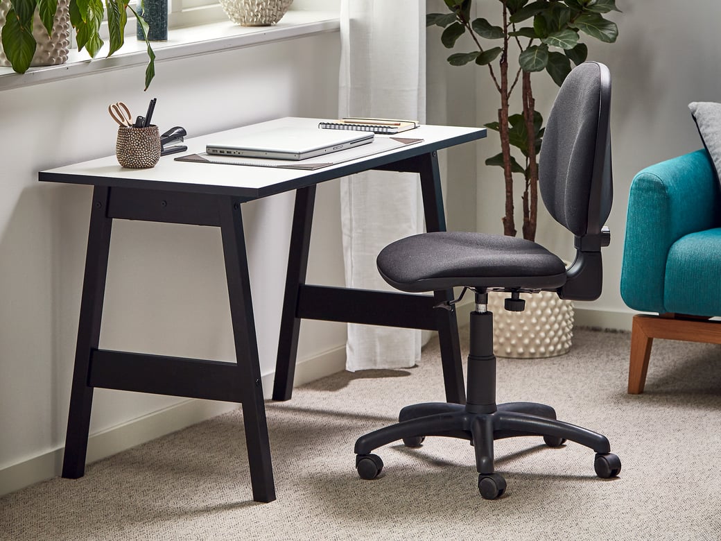 Nomad Office Furniture Range | AJ Products